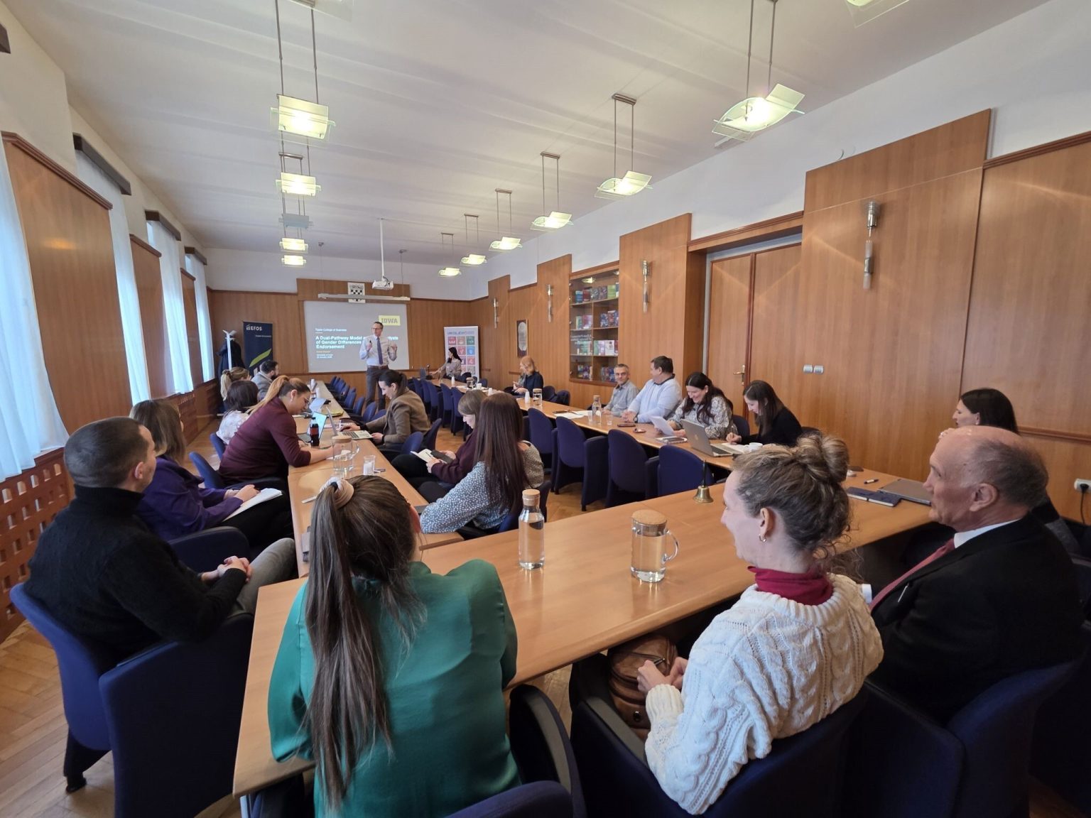 Professor Daniel Newton held a workshop for teachers and researchers at ...
